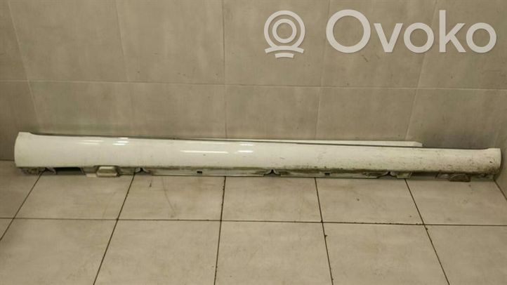 A2056980454 Mercedes-Benz C W205 Marche-pieds, 130.00 € | OVOKO