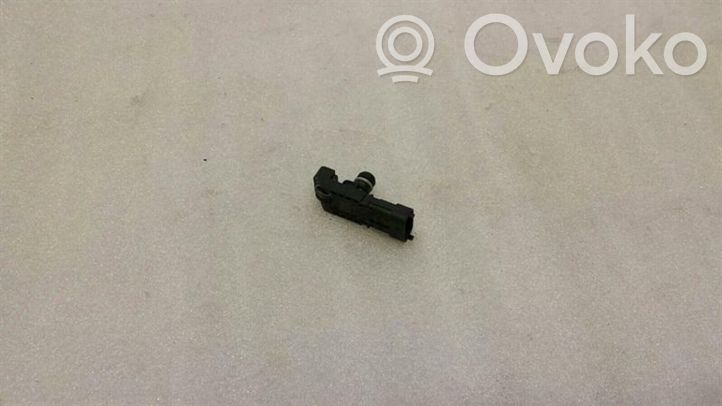 223653394R Mercedes-Benz A W176 Capteur de pression d'air, 25.00 € | OVOKO