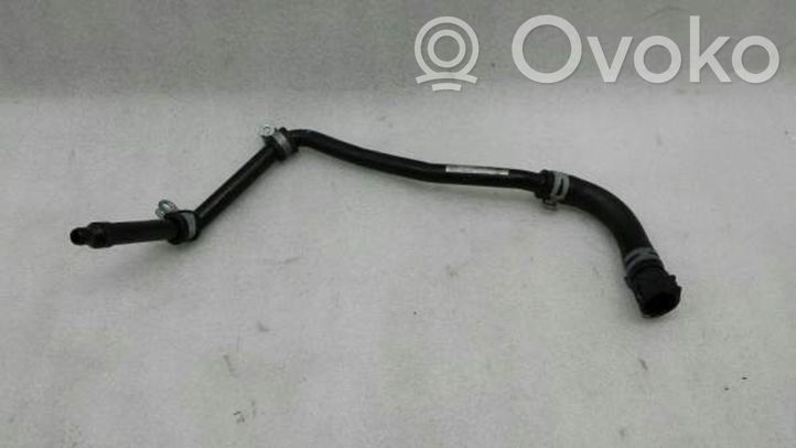 A1332000053 Mercedes-Benz A W176 Tuyau de liquide de refroidissement ...