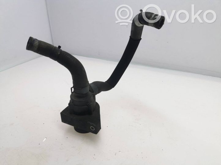 06H121057G Audi A5 Sportback 8TA Tuyau de liquide de refroidissement ...