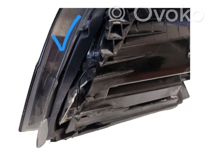 A2188204761 Mercedes-Benz CLS C218 X218 Phare frontale, 435.60 € | OVOKO