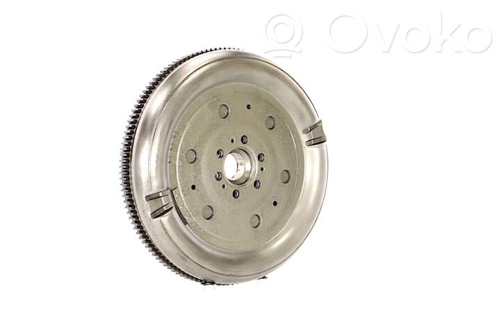 009-001-000085R Audi A3 S3 8P Dual mass flywheel, 235.00 € | RRR