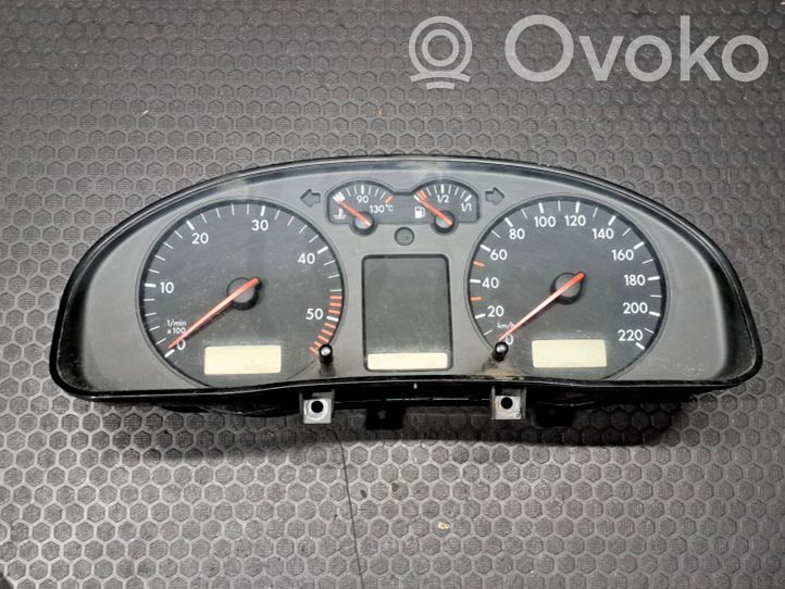 3B0919881F Volkswagen PASSAT B5 Speedometer (instrument cluster), 40.00 ...