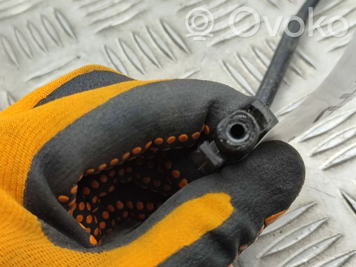 DV618K012AA Ford Focus Unterdruckleitung / Unterdruckschlauch, 20.00 ...