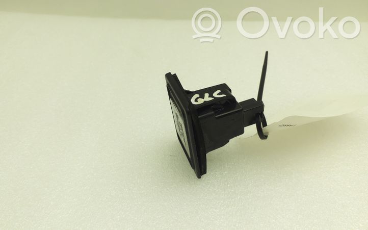 A0009062903 Mercedes-Benz GLC X253 C253 Number plate light, 11.00 € | RRR