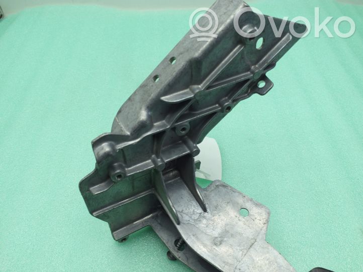 A2536210600 Mercedes-Benz GLC X253 C253 Support phare frontale, 8.00 ...