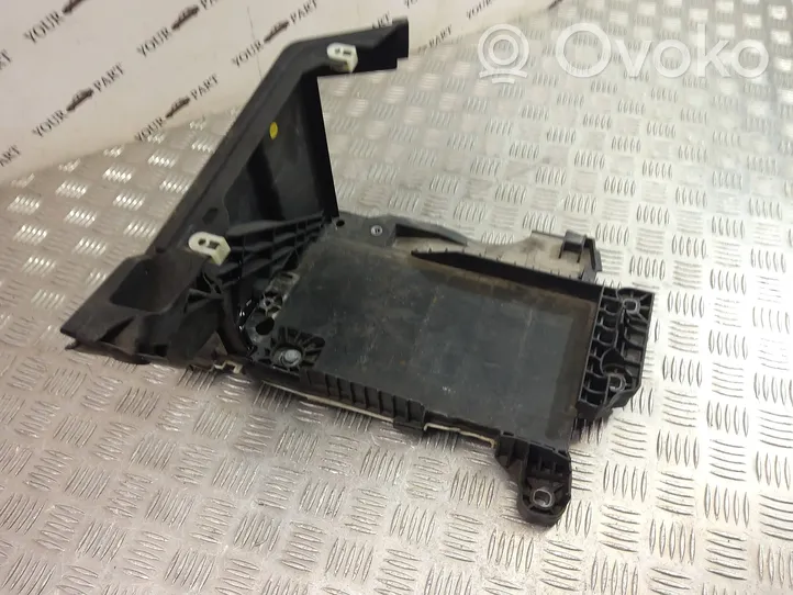 7419826 BMW X1 F48 F49 Akumuliatoriaus tvirtinimo padas, 120.00 € | RRR