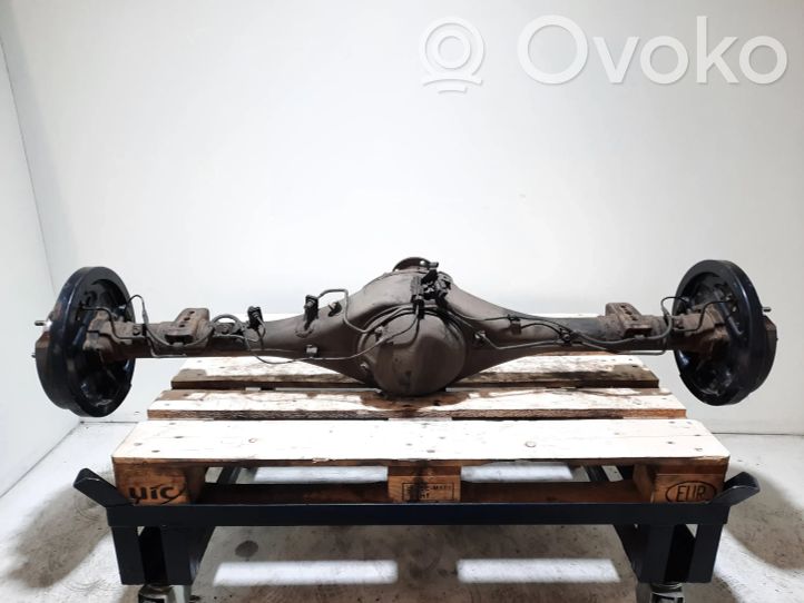 Mitsubishi L200 Rear axle beam with reductor, 1500.00 € | RRR