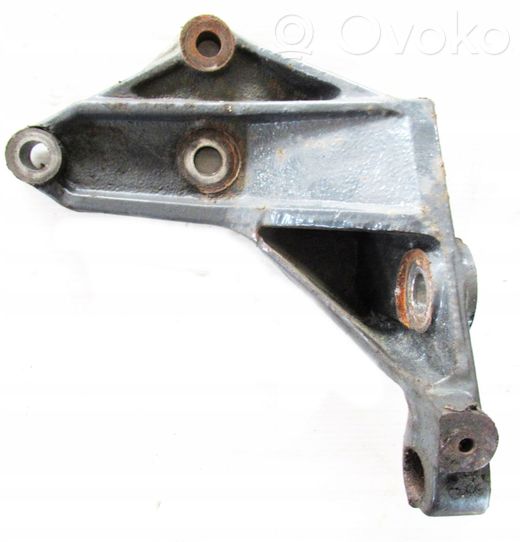 5801260395 Iveco Daily 6th gen Engine mounting bracket, 10.48 € | RRR