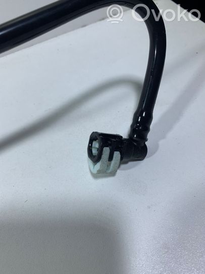 A9074713400 Mercedes-Benz Sprinter W907 W910 Fuel line pipe, 8.00 € | RRR