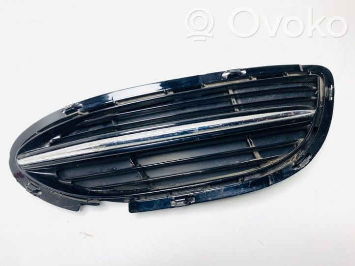 STU937 Mercedes-Benz S W222 Grille inférieure de pare-chocs avant ...