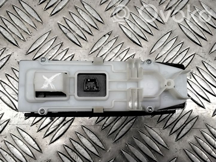 2049053905 Mercedes-Benz E W212 Interrupteur commade lève-vitre, 25.00 ...