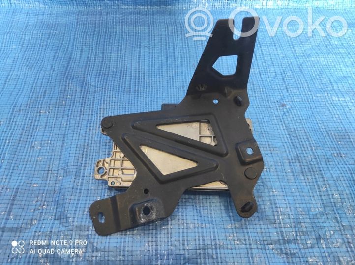 EMU10-021N Nissan Juke I F15 Torque split ecu control unit/module, 15. ...