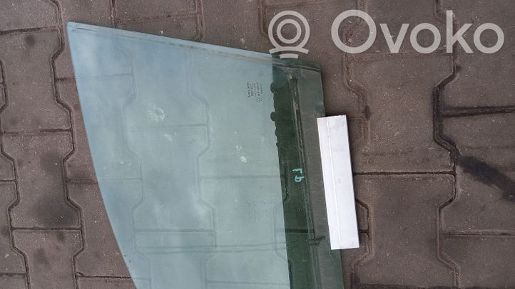 Volvo S40, V40 Front door window glass four-door, 36.68 € | RRR