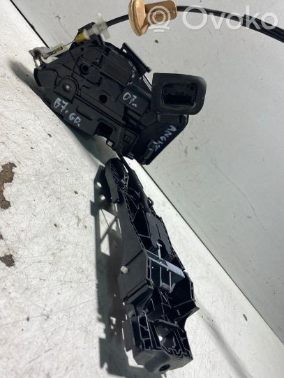 5K1837016D Volkswagen PASSAT B7 Front door lock, 40.00 € | RRR