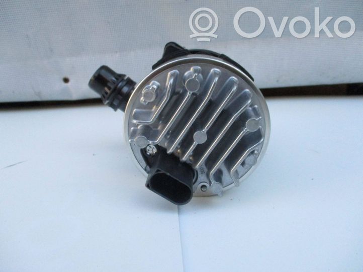 A0005000801 Mercedes-Benz Vito Viano W447 Pompe de circulation d'eau ...