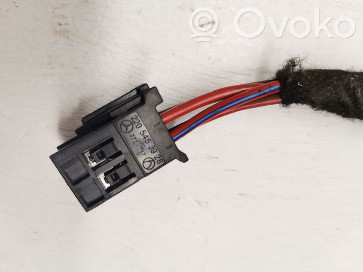 2205453928 Mercedes-Benz E W213 Faisceau de câblage de porte avant, 8. ...