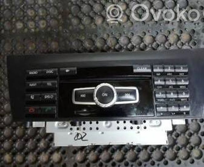 A2049004914 Mercedes-Benz C W204 Unité principale radio / CD / DVD ...