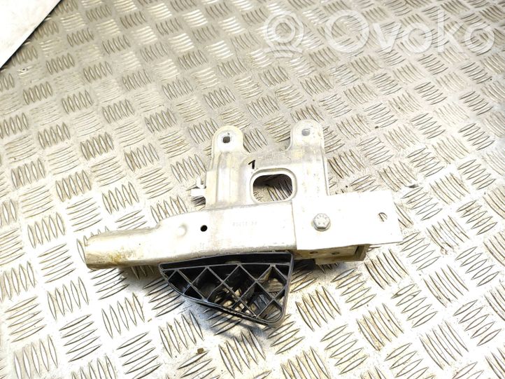 51117266193 BMW 3 F30 F35 F31 Front bumper mounting bracket, 33.99 € | RRR