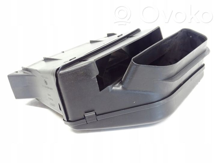 8J0805971A Audi TT TTS Mk2 Air intake duct part, 33.84 € | RRR