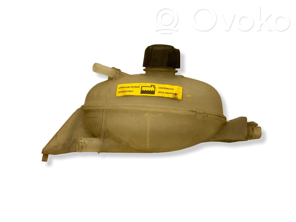 217100015R Renault Master III Coolant expansion tank/reservoir, €9.00 | RRR