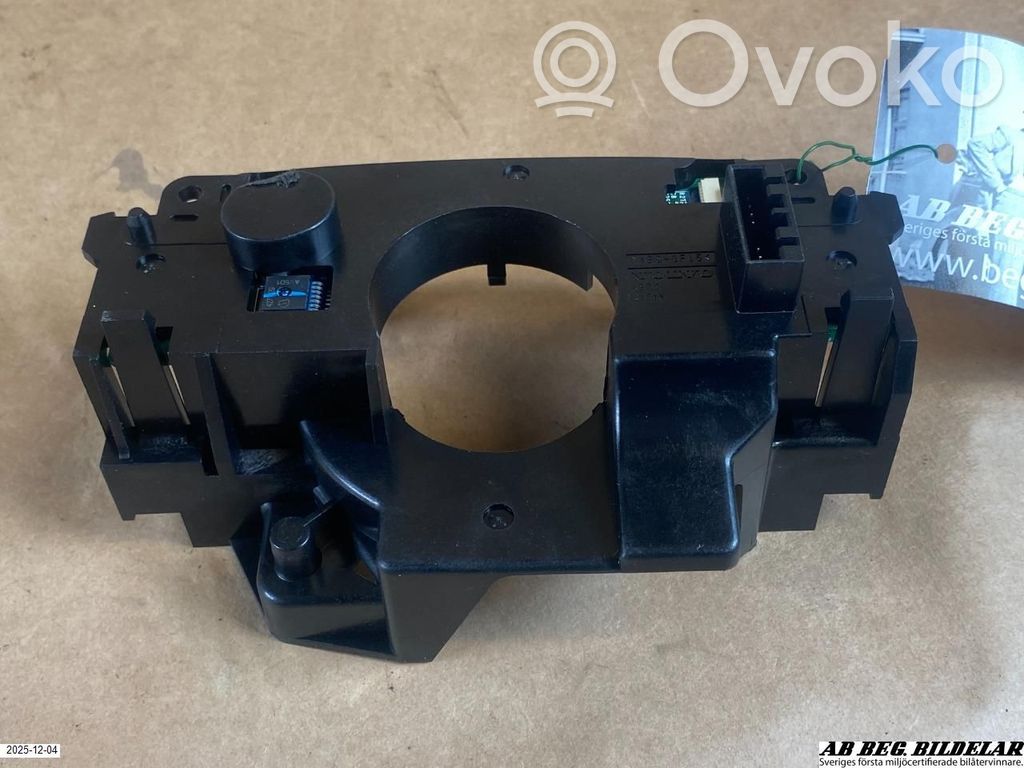 31318973 Volvo V70 Wiper turn signal indicator stalk/switch, €149.50 | RRR