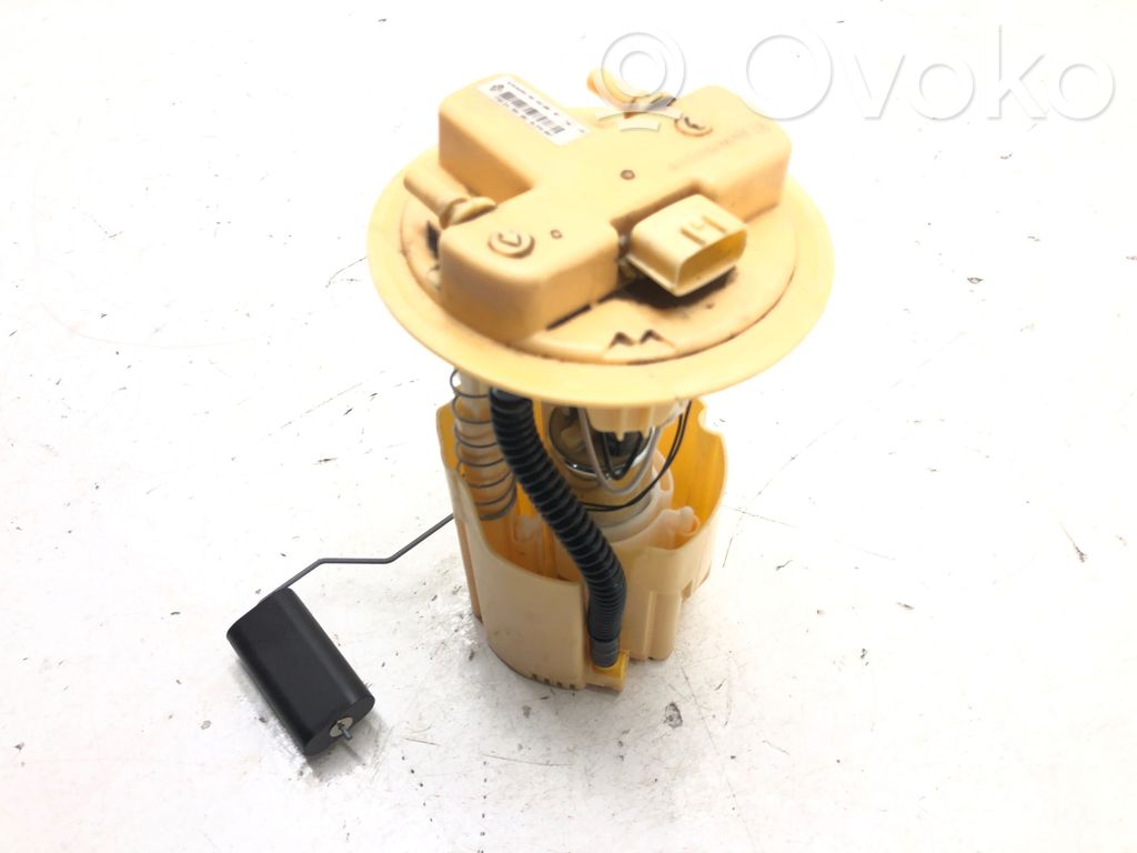 172026944R Renault Clio IV Pompe à carburant, 58,95 € | OVOKO