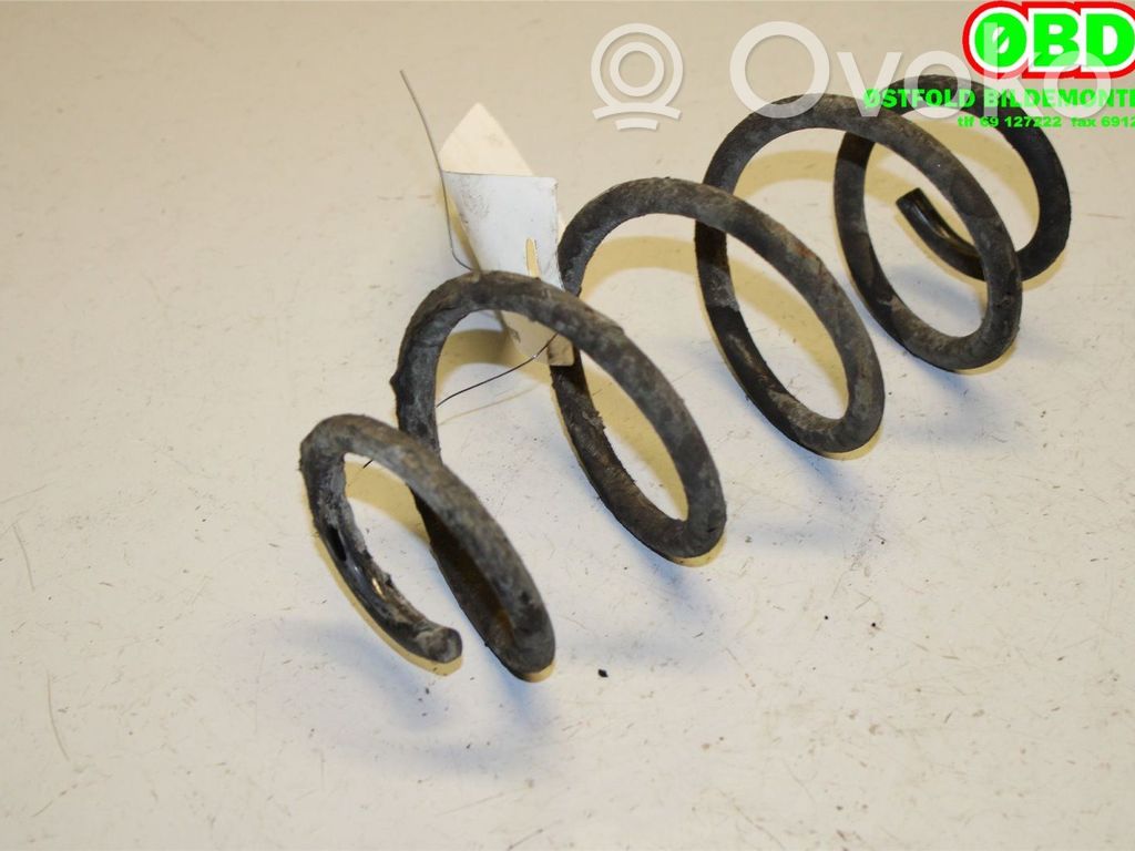 Suzuki Swift III Ressort hélicoïdal arrière support (caoutchouc), 61,37 ...