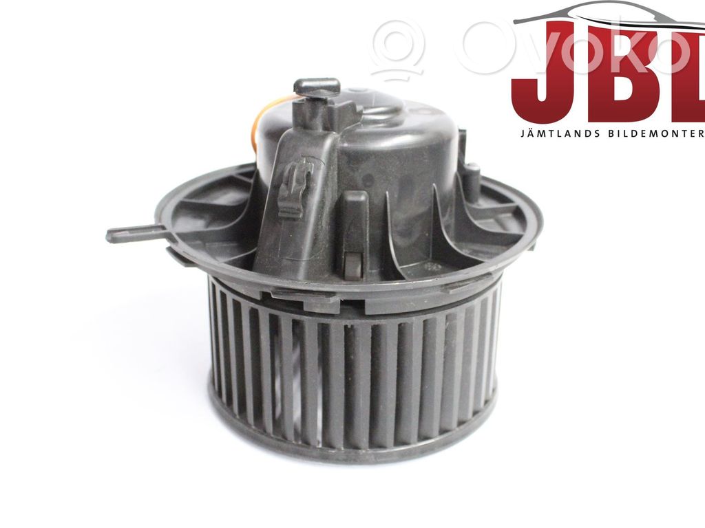 1K1820021 Skoda Yeti (5L) Pulseur d'air habitacle, 71,43 € | OVOKO
