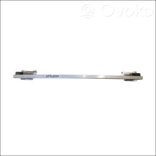 9814630380 Peugeot 5008 Traverse inférieur support de radiateur, 16,88 ...