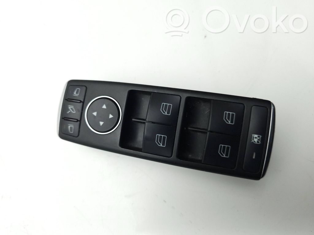 A1669054400 Mercedes-Benz B W246 W242 Electric window control switch, € ...
