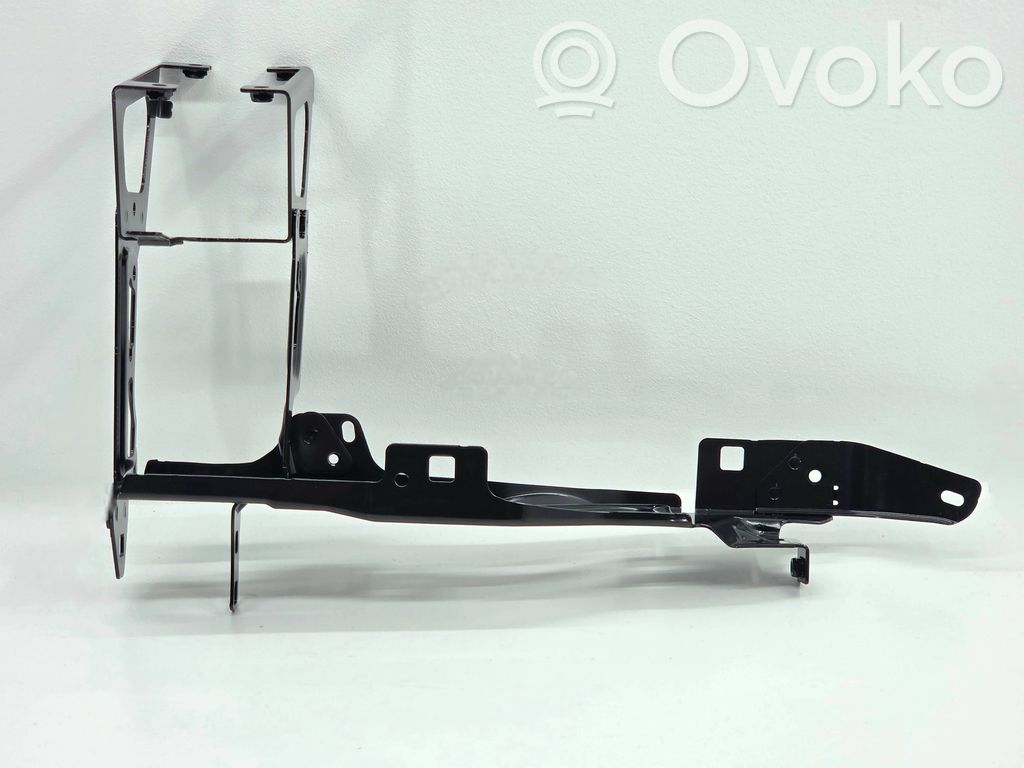 8055669 BMW M3 F80 Radiator support slam panel bracket, €75.00 | RRR