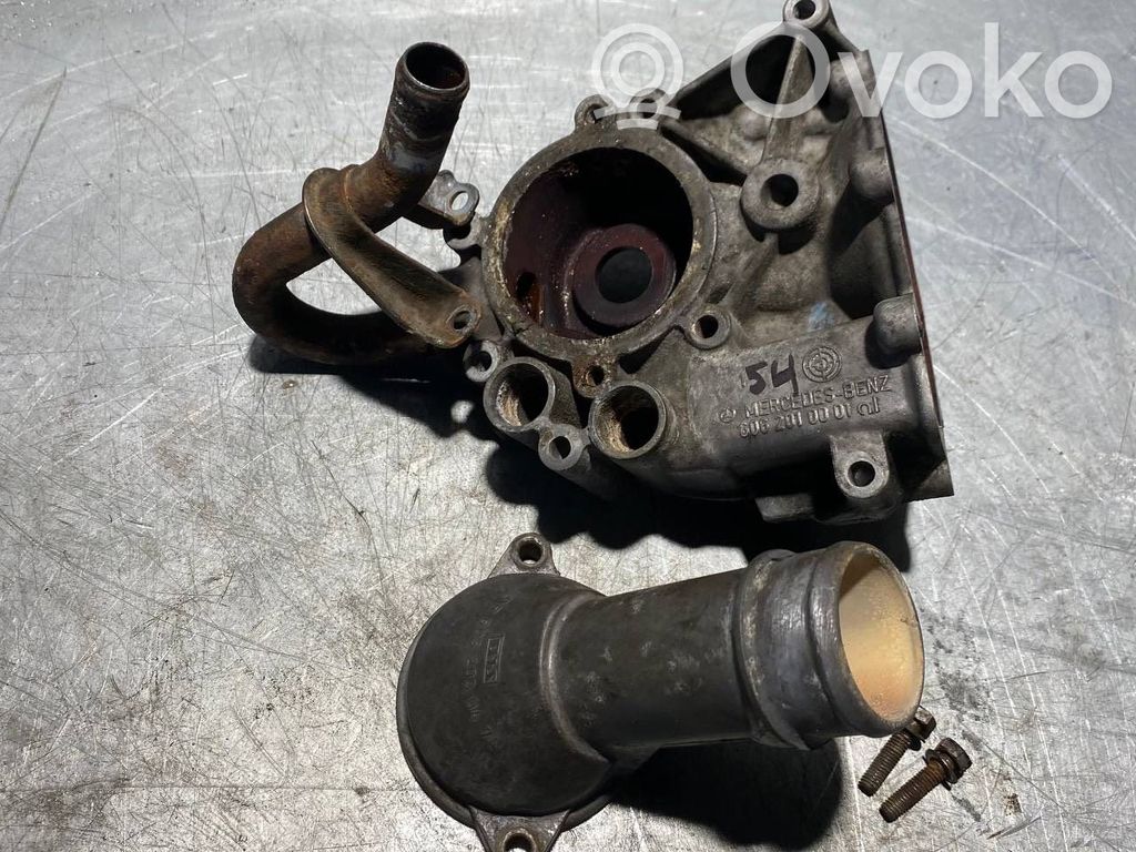 6062010001 Mercedes-Benz E W124 Boîtier de thermostat, 60,00 € | OVOKO