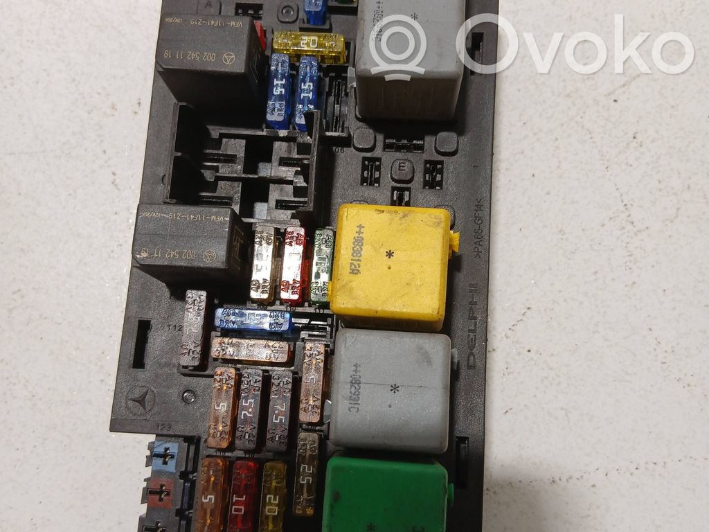 A1645403572 Mercedes-Benz R W251 Module de fusibles, 99,66 € | OVOKO