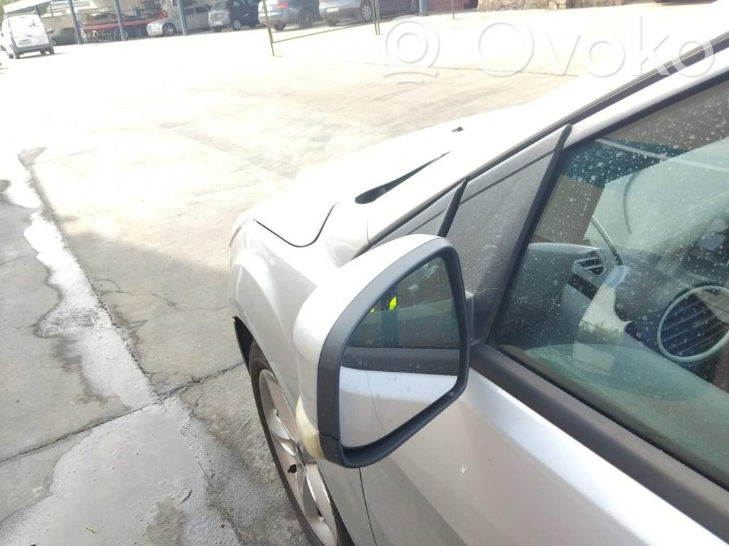 Ford Focus Front door electric wing mirror, €40.69 | RRR