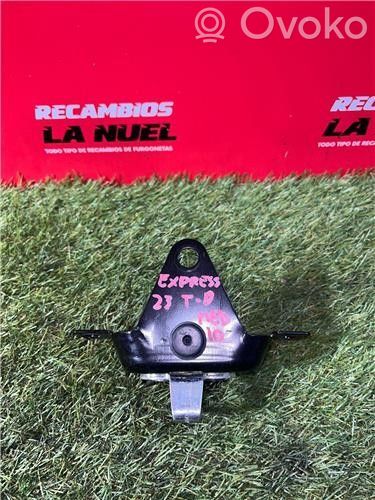 825704845R Renault Express Rear door lock, €19.65 | RRR