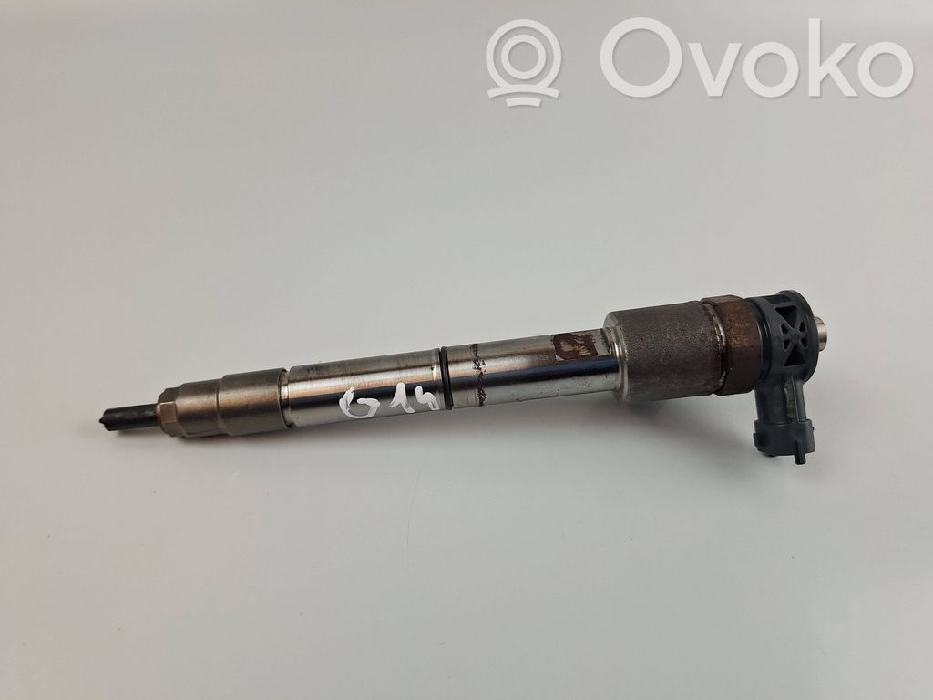 338002F610 KIA Sorento Fuel injector, €105.00 | RRR