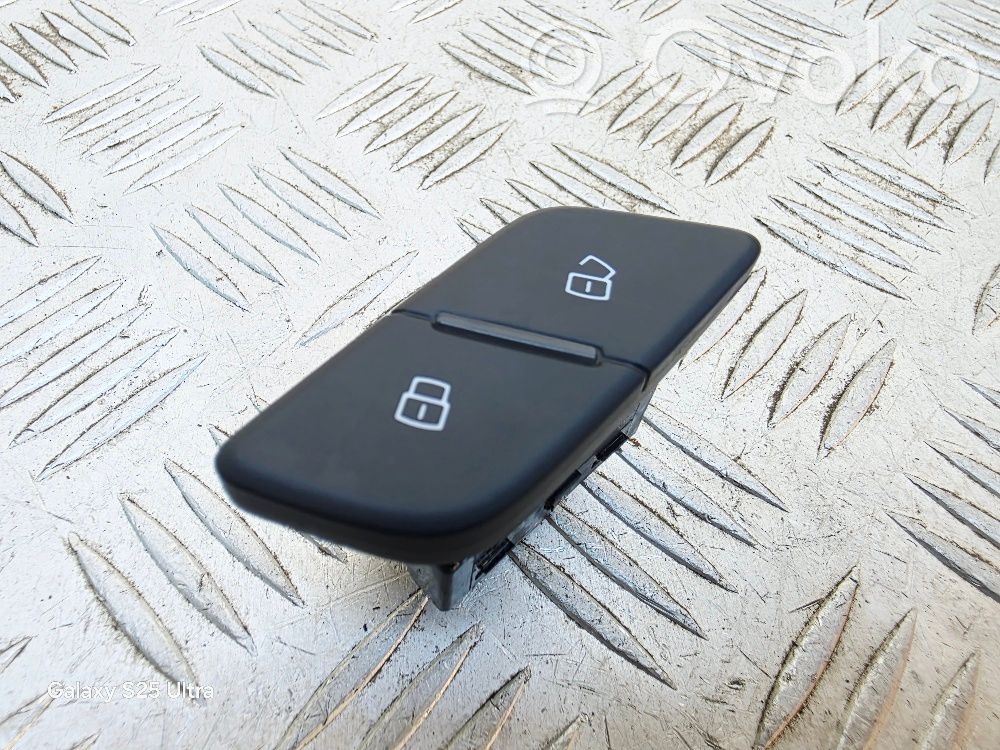 Audi Q5 SQ5 Keskuslukituksen kytkin