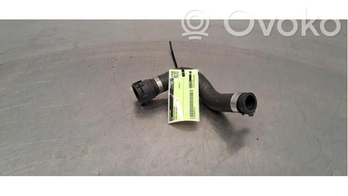 5801329084 Iveco Daily 6th gen Tuyau de liquide de refroidissement ...
