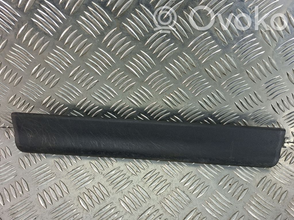 31306757 Volvo XC70 Etuoven kynnyksen suojalista, 10,00 € | OVOKO