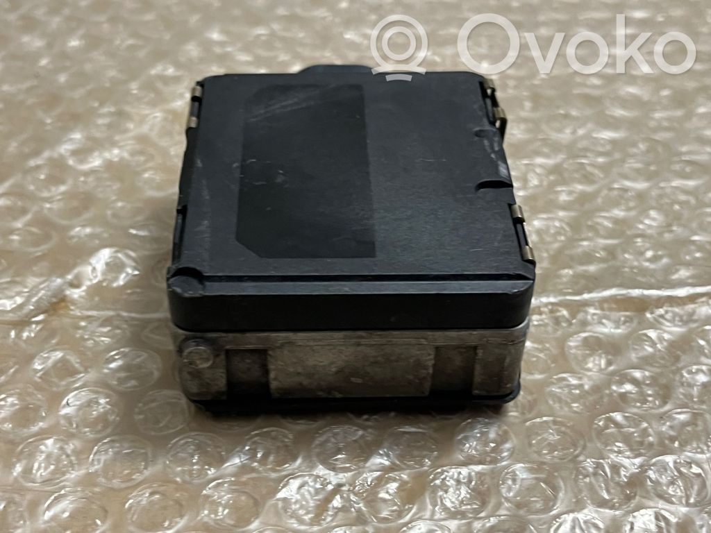 A0009052616 Mercedes-Benz C AMG W205 Distronic sensor radar, €89.18 | RRR