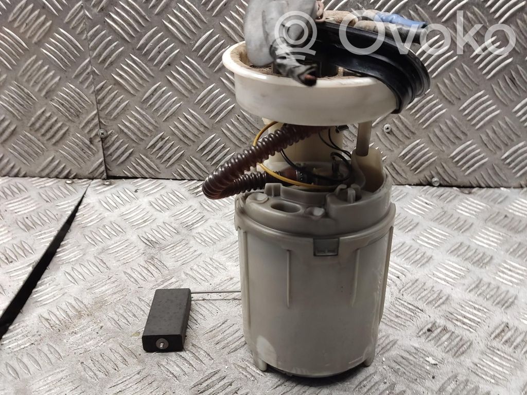 6Q0919051F Skoda Fabia Mk2 (5J) In-tank fuel pump, €16.71 | RRR