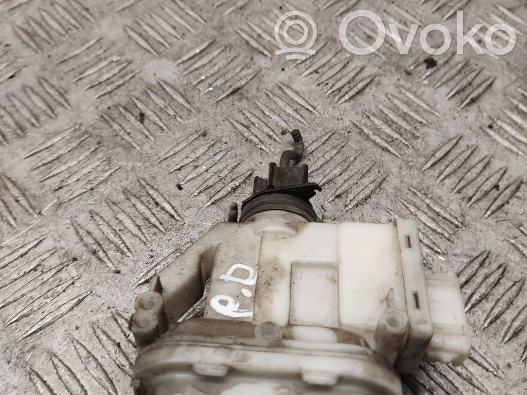 357862153h Volkswagen PASSAT B4 Central locking motor, €6.00 | RRR