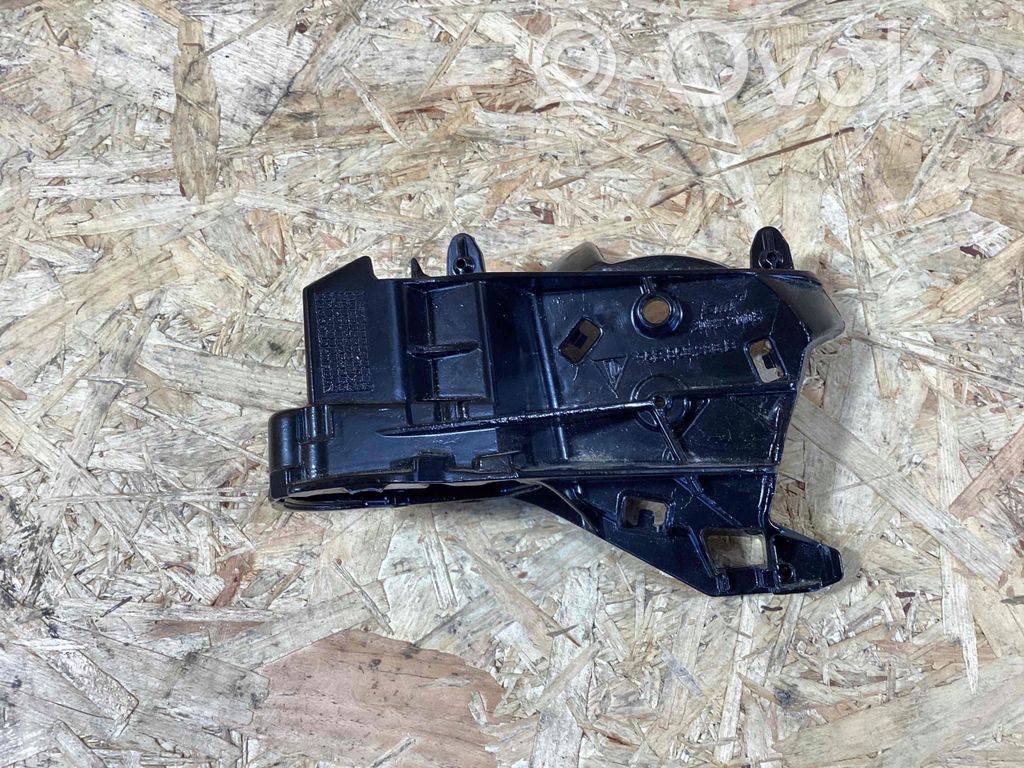95B858298B Porsche Macan (95B) Front door wing mirror part, €16.00 | RRR