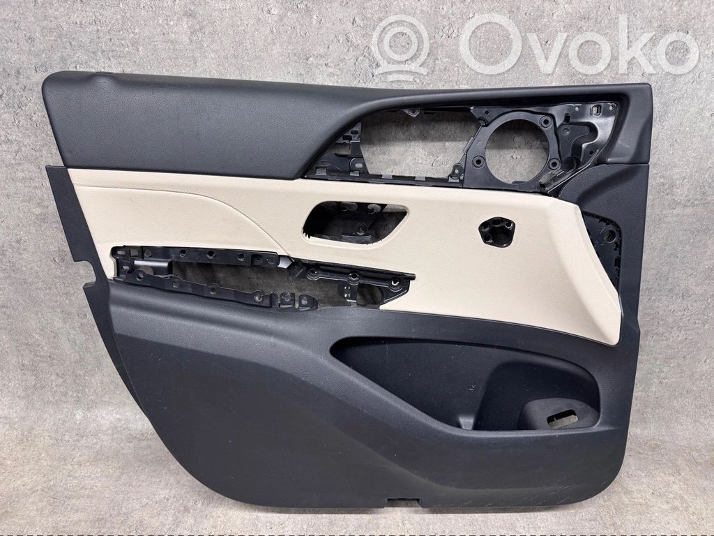 A1677274900 Mercedes-Benz GLE W167 Front door card panel trim, €158.00 ...