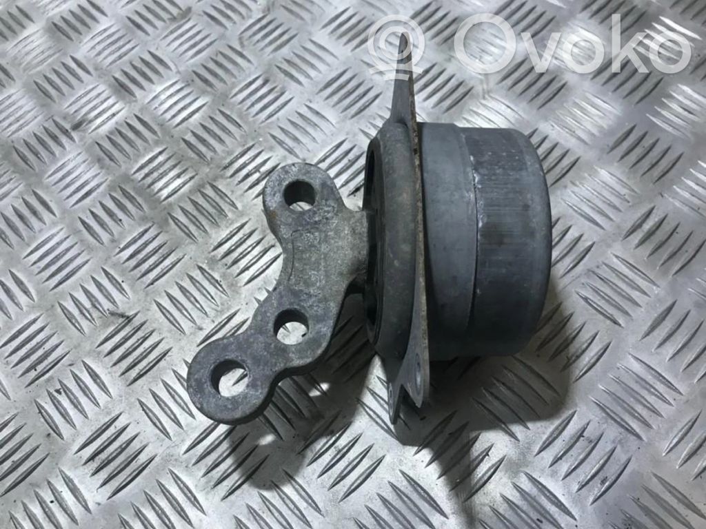 V057292706 Wspornik / Mocowanie silnika | OVOKO