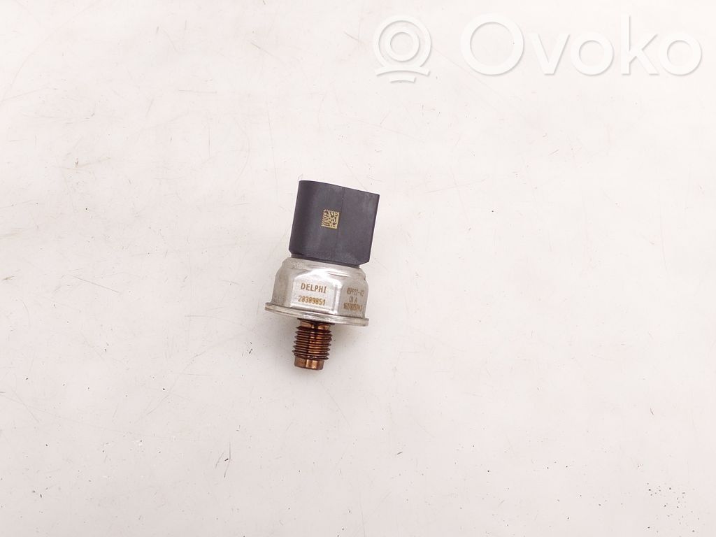28389851 Mercedes-Benz C W205 Fuel pressure sensor, €20.00 | RRR