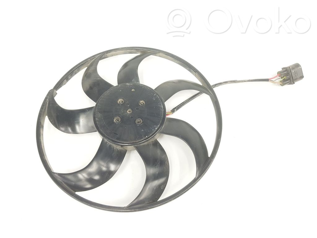 5Q0121203DS Seat Ateca Electric radiator cooling fan, €194.88 | RRR