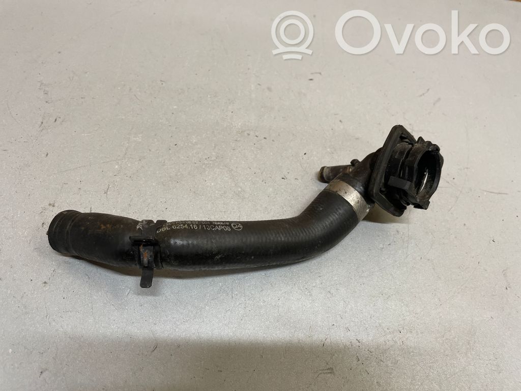 A2058300802 Mercedes-Benz GLC C253 Engine coolant pipe/hose, €8.00 | RRR
