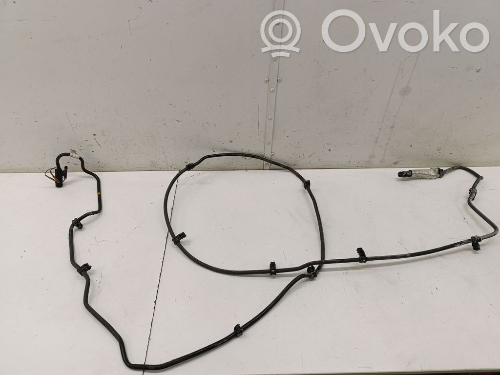 A2054700900 Mercedes-Benz C W205 Tube de remplissage AdBlue, 100,00 ...